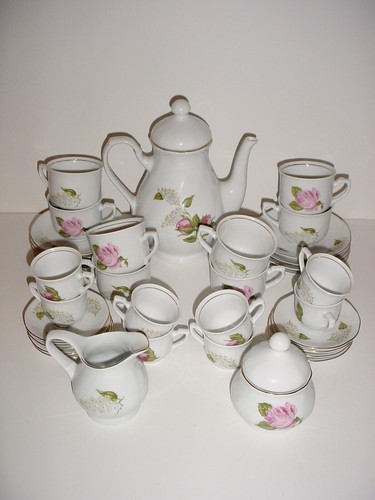 VINTAGE 37Pc KORONA SET TEA / COFFEE & DEMITASSE W SAUCERS CREAM ...