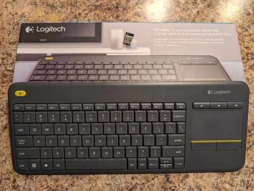 Logitech K400 Plus Wireless Keyboard w/Touchpad & USB Receiver | eBay
