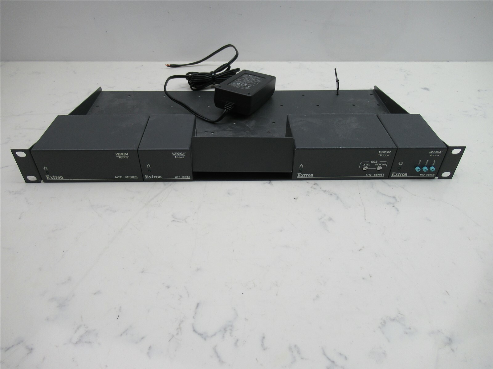 Extron MTP Series Versa Tools MTP T 15HD MTP R 15HD MTP T SV MTP R SV ...