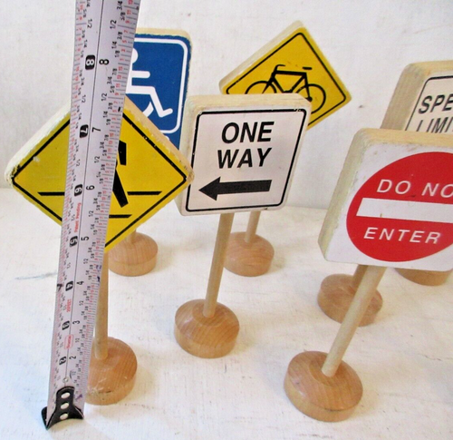 Wooden Street Traffic Signs Waldorf Montessori Preschool Daycare Toy ...