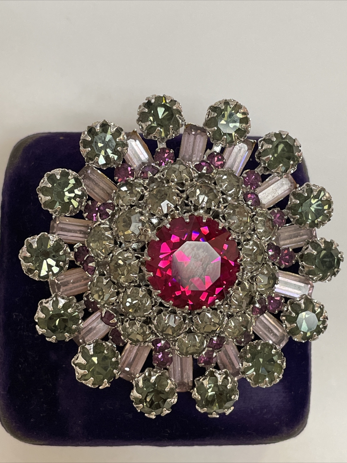 VENDOME VINTAGE DESIGNER SIGNED DIMENSIONAL FLOWER PIN BROOCH | eBay