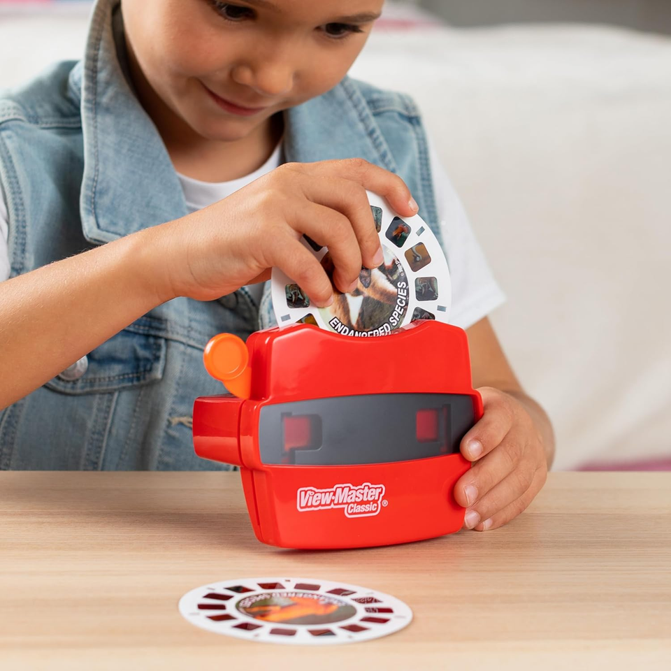 Classic View-Master - Metallic Viewfinder with 2 Reels Included - STEM ...