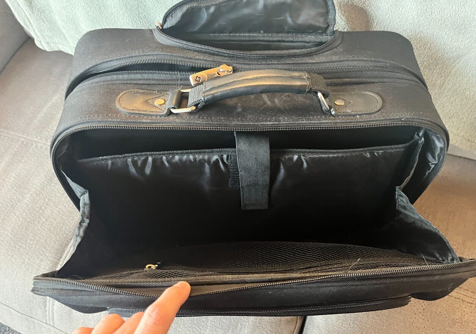 Samsonite Black Rolling Carry-On Portfolio Laptop Business Travel Case ...