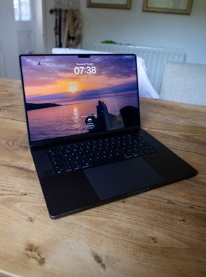 MacBook Pro M3 MAX - 16 Inch, 36 GB RAM - 1TB SSD | eBay UK