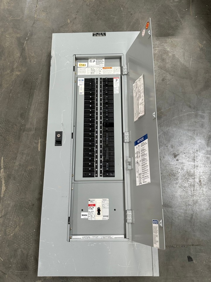 Eaton PRL-1A Pow-R-Line Panelboard 100A 240/120V 3PH 4W 30 Space 100 ...