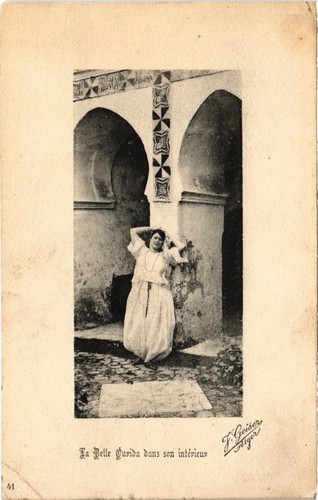 CPA AK ALGERIA 41 La Belle Ourida dans son interieur. ed. Geiser (69354 ...