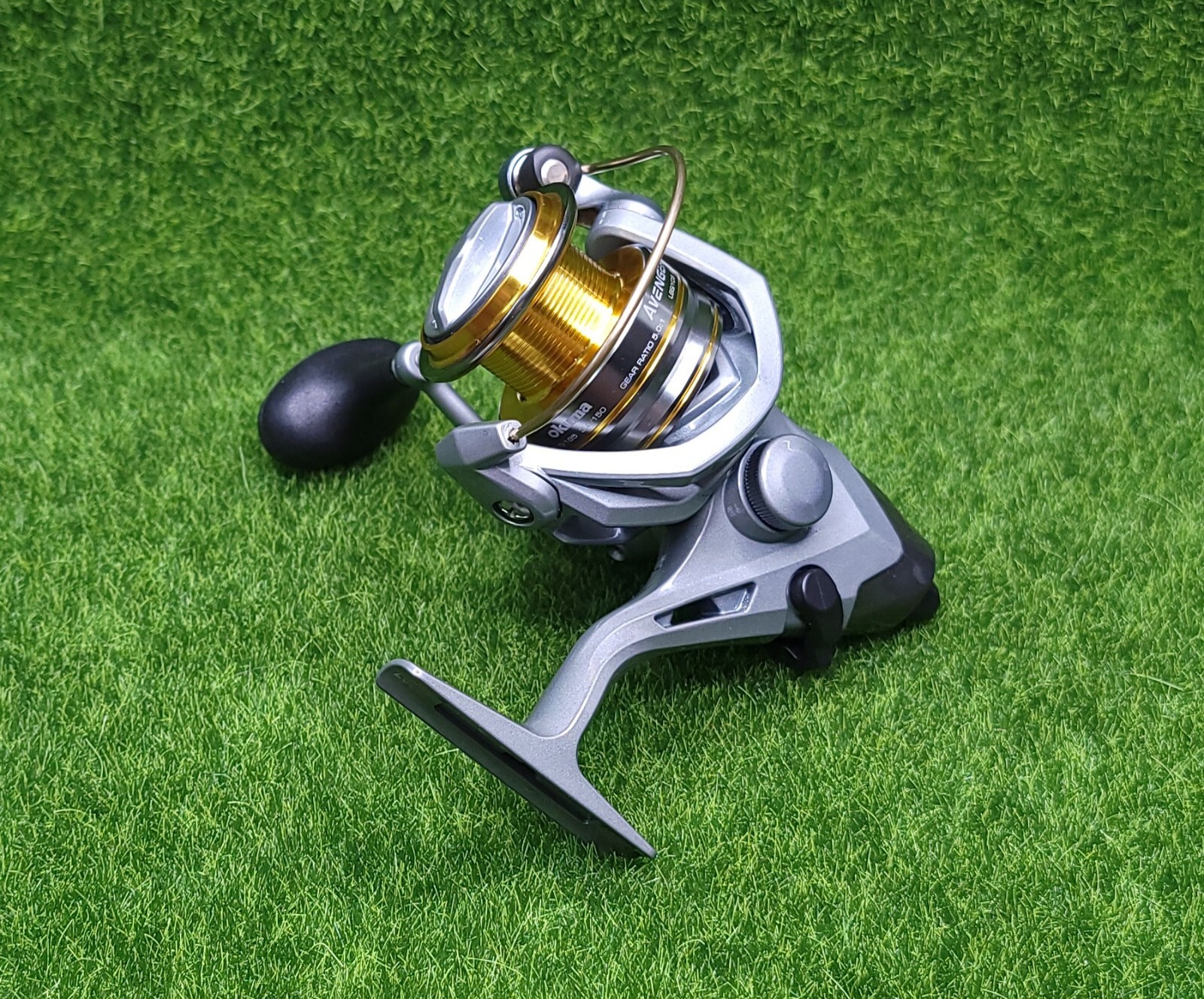 Okuma Avenger 5.0:1 Left/Right Hand Spinning Reel, Gold/Gray - ABF-3000 ...
