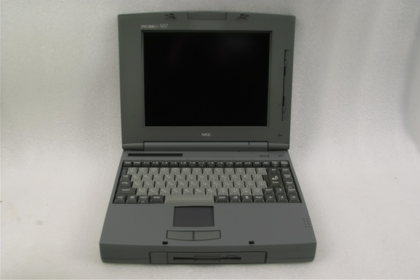 NEC 98 NOTE COMPUTER PC-9821Nb7/D5 REQUIRED REPLACE BATTERY,WORKING ...