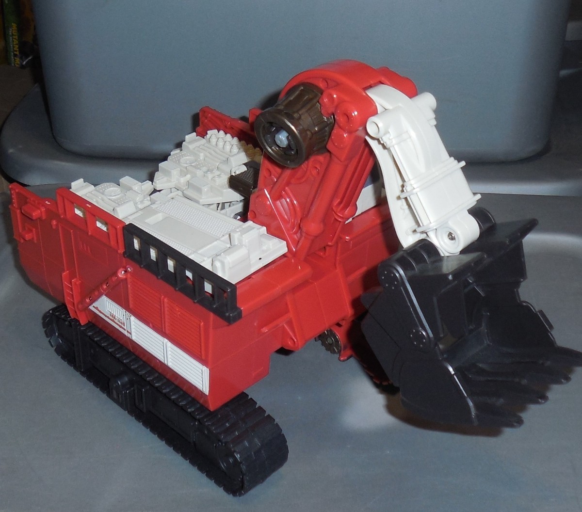 Transformers Revenge Of The Fallen Scavenger Devil Saviour DS 02 Giant