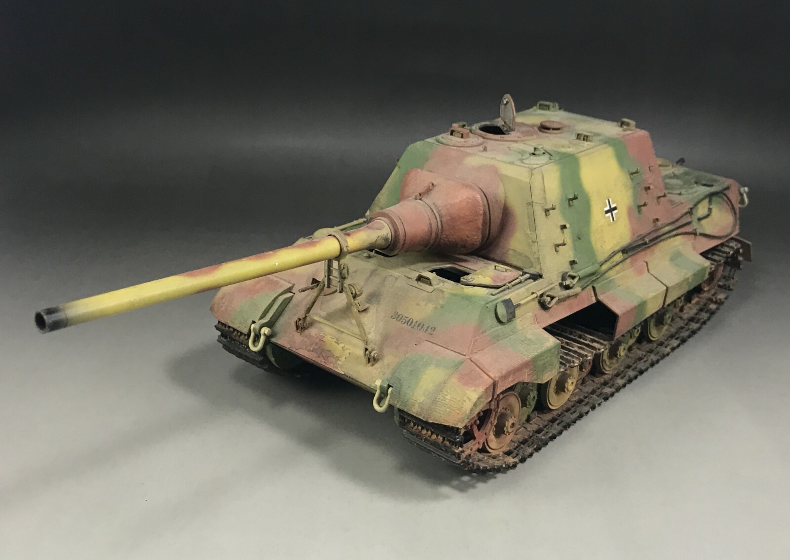 1/35 Built Dragon 6493 WWII German Jagdtiger Porsche w/Zimmerit Tank ...