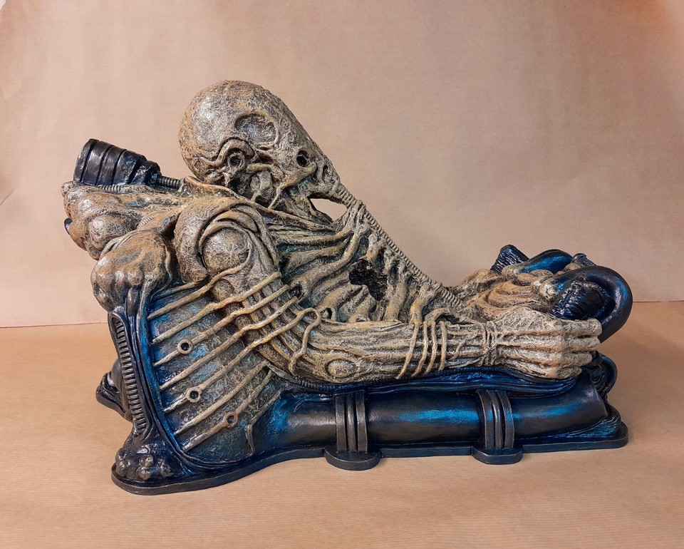 Alien Space Jockey - Alien Prometheus Statue Sculpture Figure Handmade ...