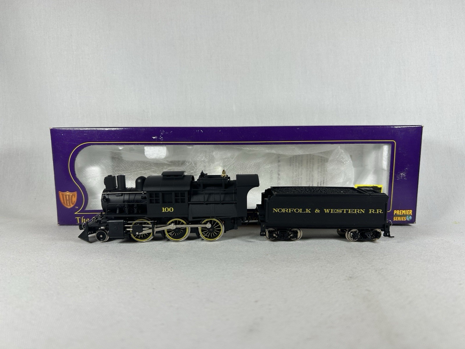 HO IHC Norfolk & Western 2-6-0 Mother Hubbard Steam Engine #100 Brand ...
