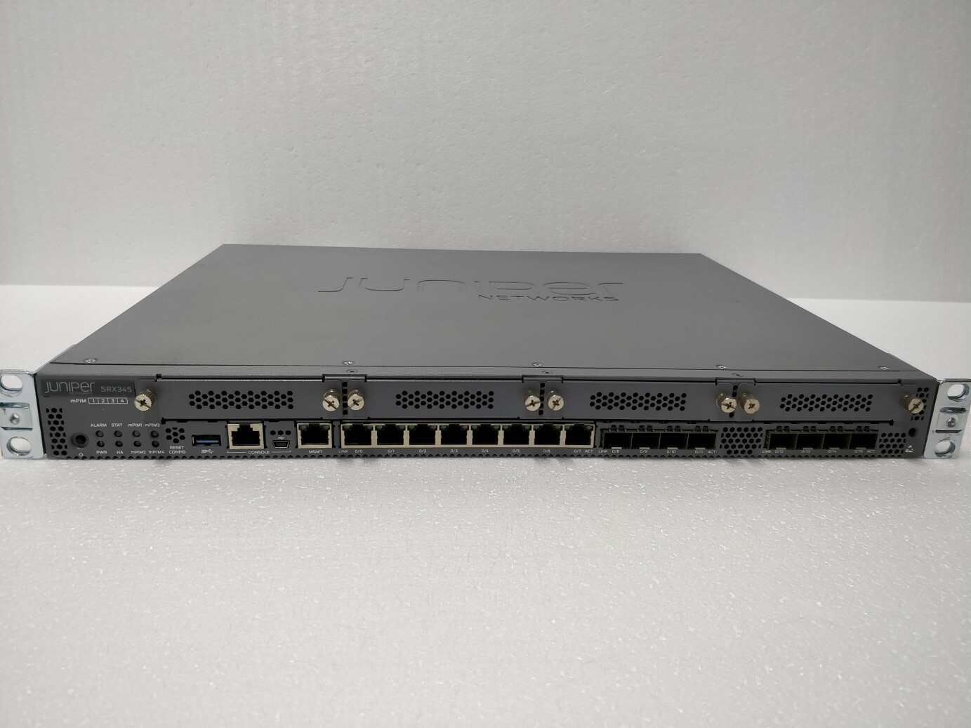 Juniper SRX345 8x GE RJ45 & 8x GE SFP Ports & 4x MPIM Slots Service ...