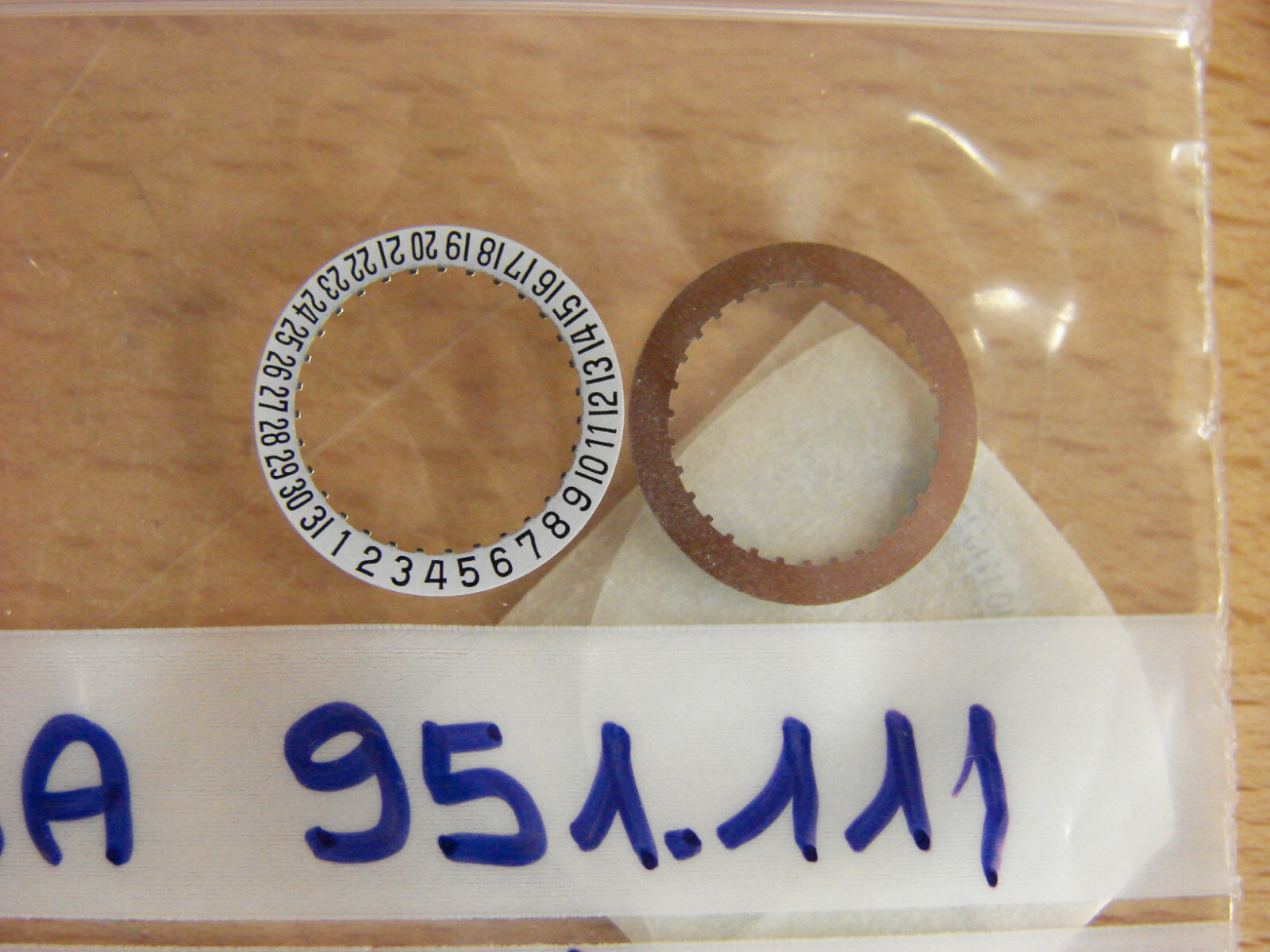 ETA 951.411, 951.111, 951.121 date disc #2557 @ 3 and 6 | eBay