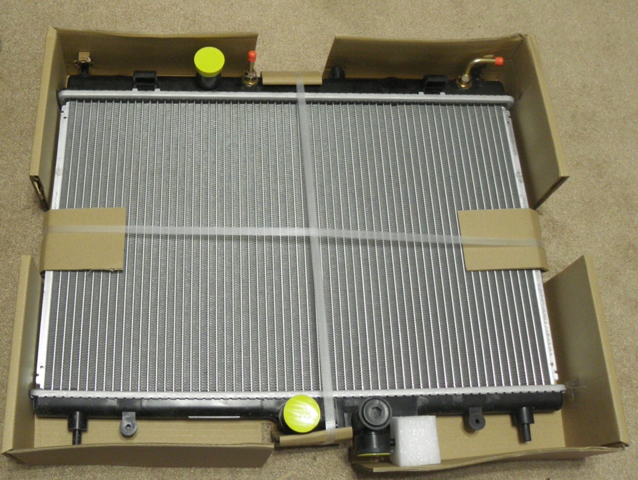 SCITOO Aluminum Radiator Replacement for 2007- 2011 Nissan Versa ...