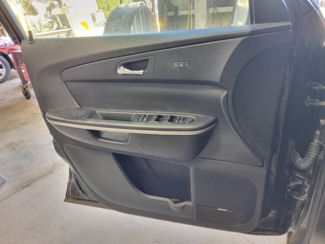 ACADIA 2012 Front Door Trim Panel 487292 | eBay