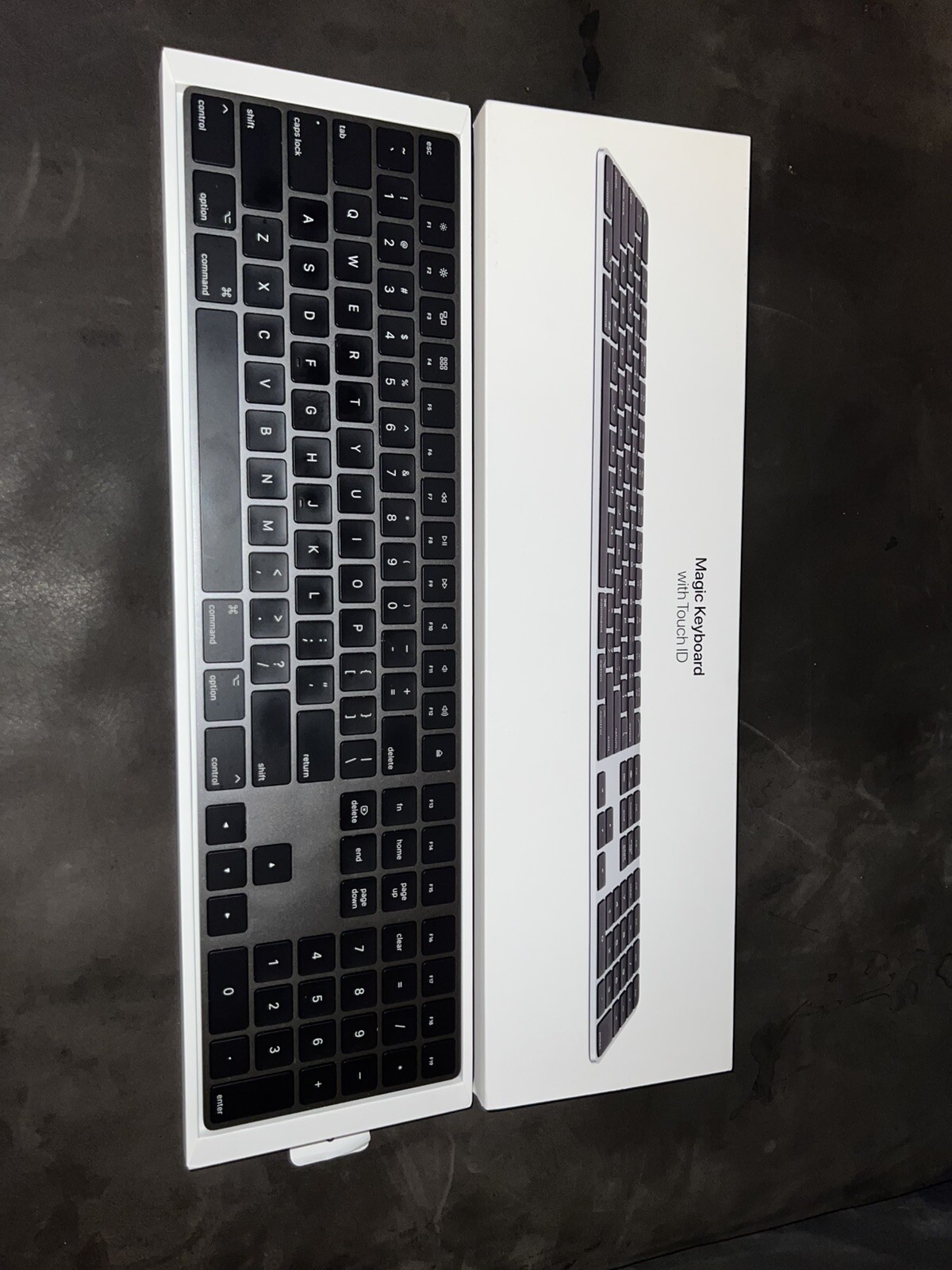 Apple Magic Keyboard with Touch ID and Numeric Keypad for Macs A2520 | eBay