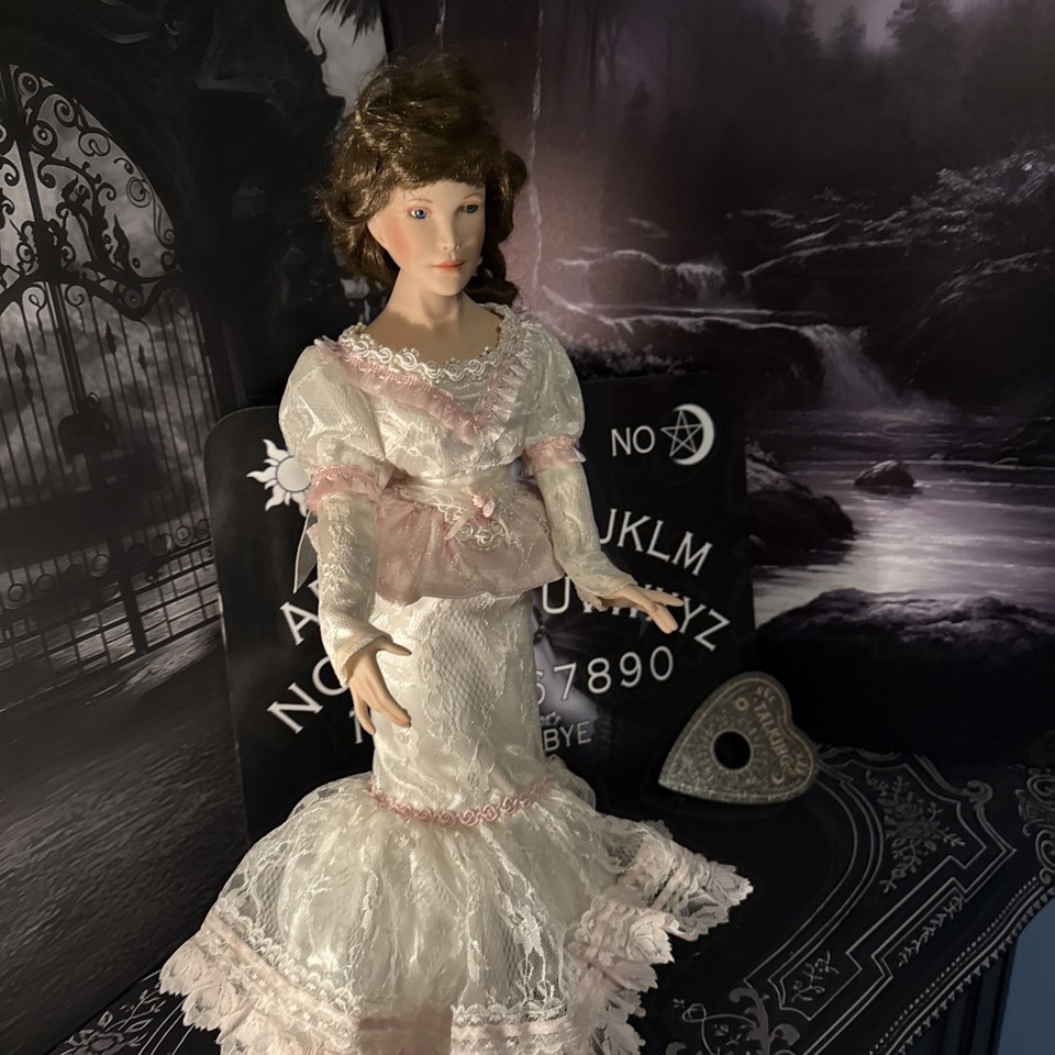 Haunted Doll Active Spirit ~ Lizzette ~ Benevolent, Djinn, Great Healer ...