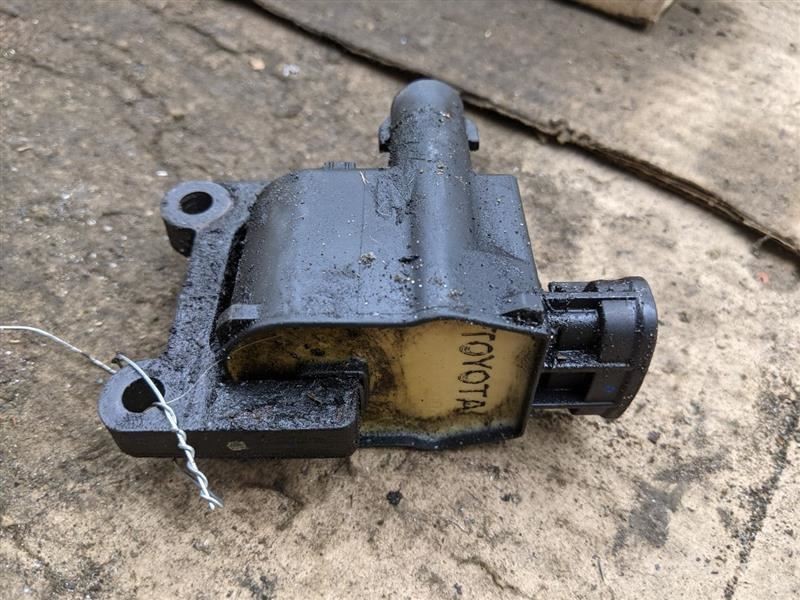 Coil/Ignitor 4 Cylinder Coil 1 ID 90080-19007 Fits 97-01 CAMRY 306145 ...
