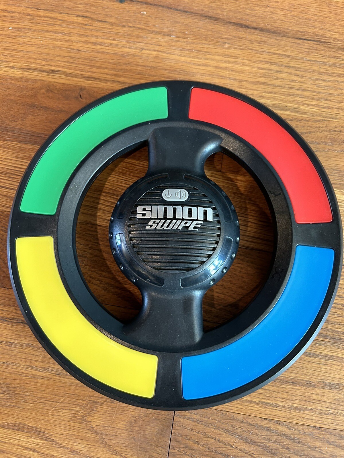 Simon Swipe Electronic Handheld Memory Game Toy Hasbro 2013 Tested ...