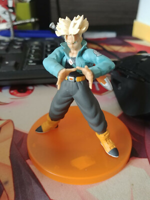 Figurine Dragon Ball Z Trunks Posing Figure Unifive Banpresto Japon ...