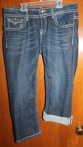 VIGOSS Ladies' Size 31 (11) DENIM CAPRIS (23" inseam; dark wash w ...
