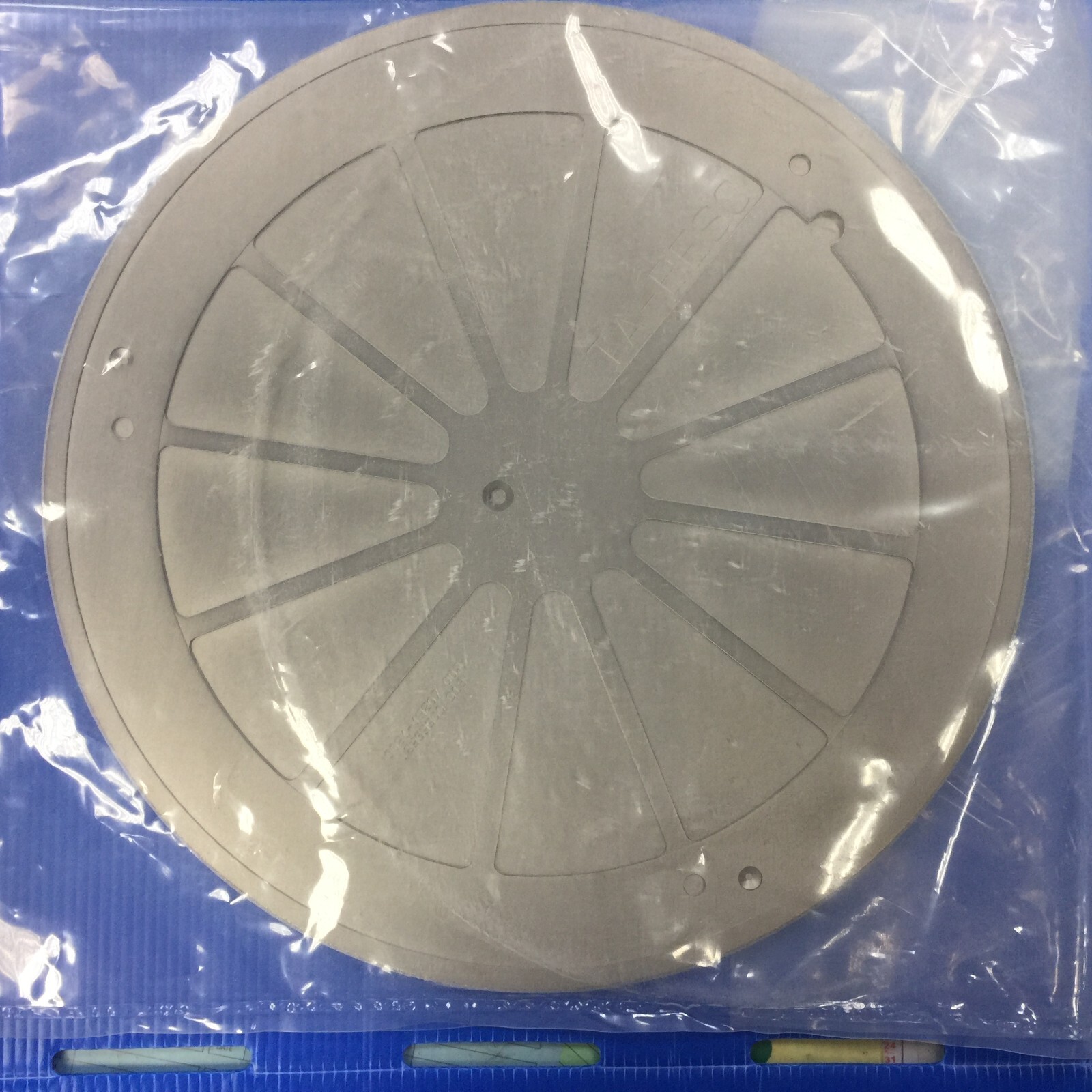 AMAT Applied Materials 0021-19207 300mm Shutter Disk Endura Surplus for ...