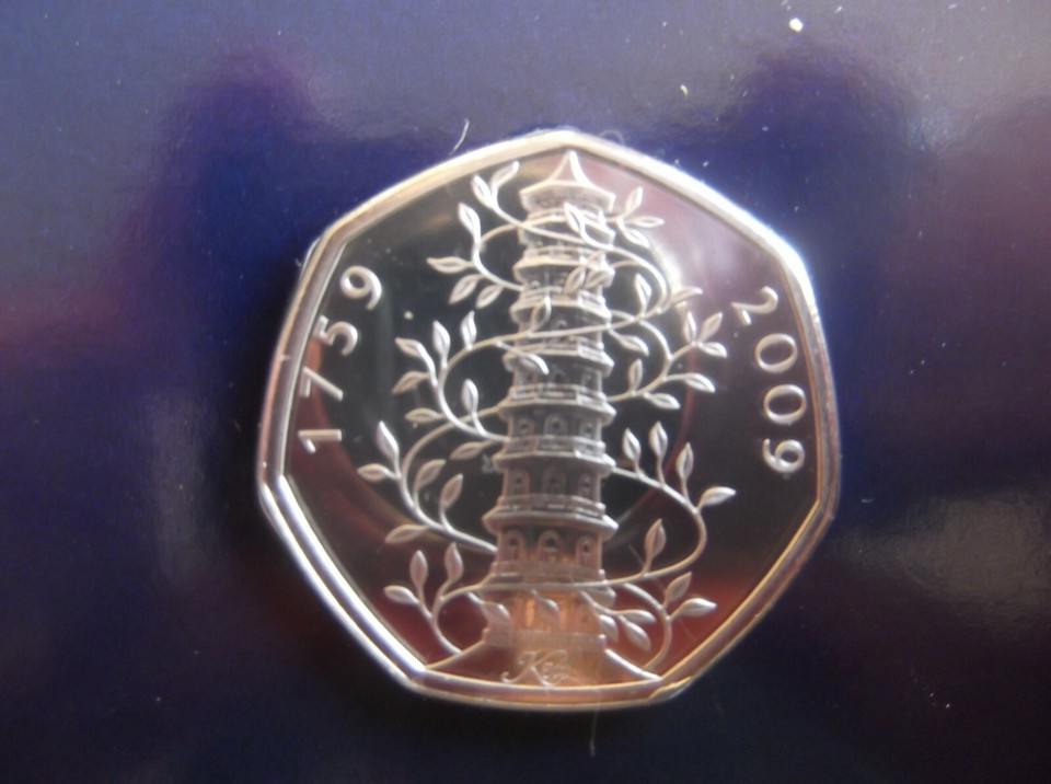 Genuine 1759 - 2009 Kew Gardens 2019 50p coin BUNC Brilliant ...