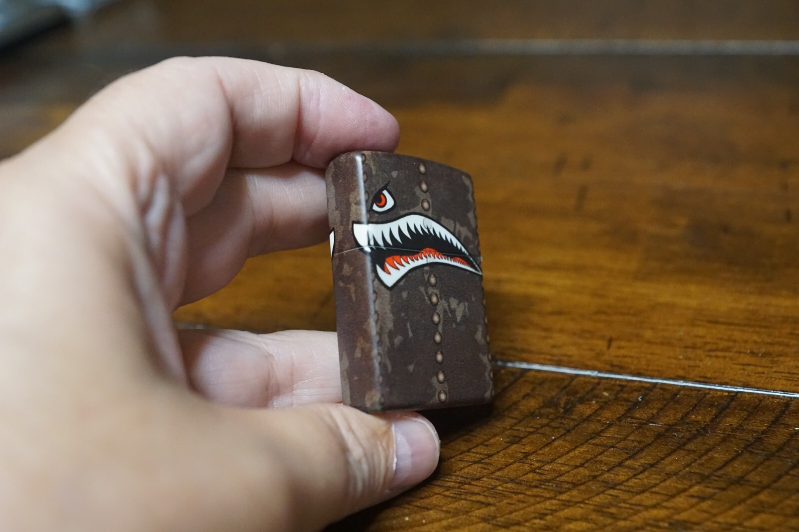 NOSE ART WWII AIRPLANE ANGRY SHARK FACE 540 DESIGN ZIPPO LIGHTER MINT ...