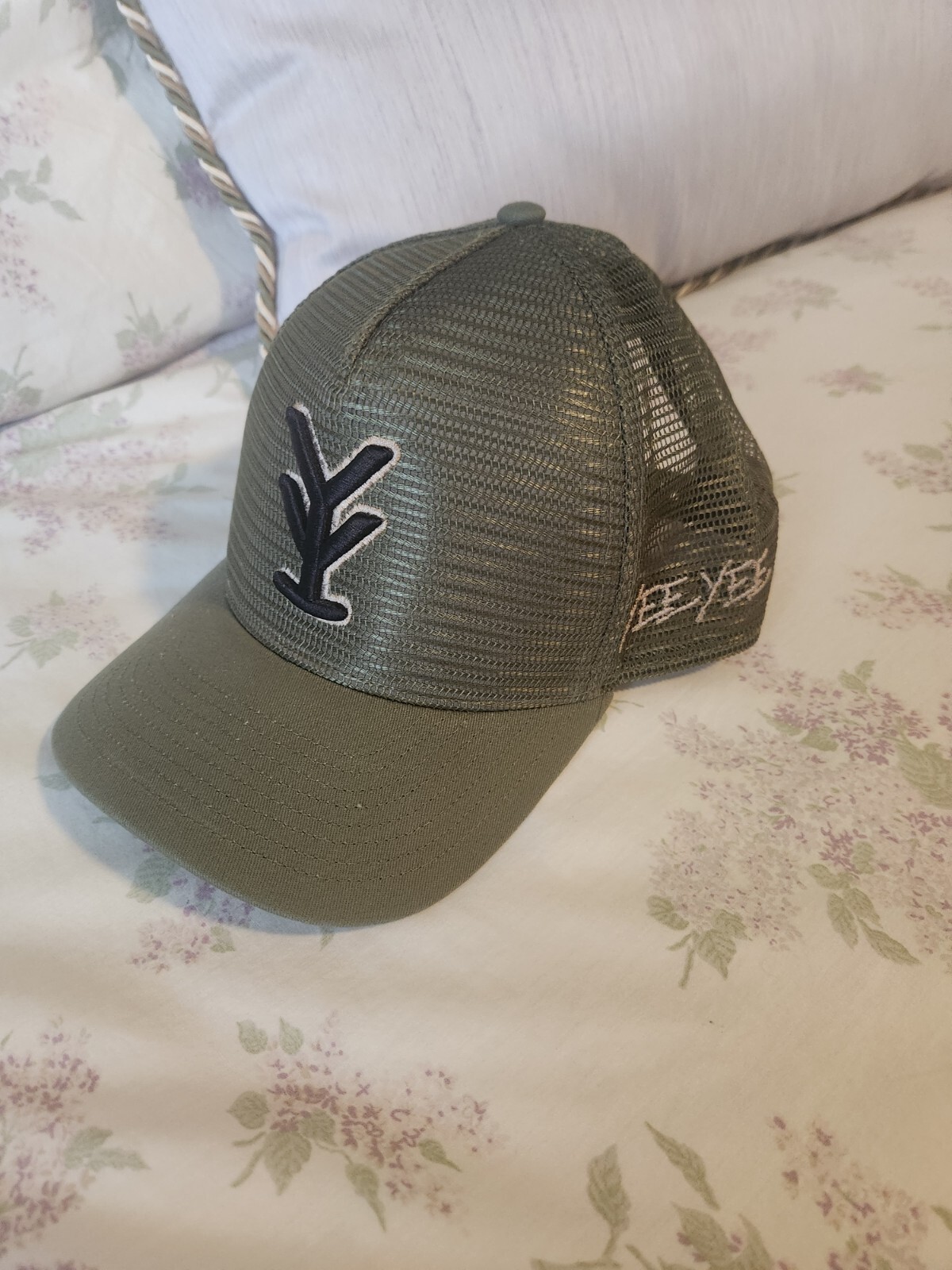 Men's Yee Yee Olive Green Mesh Trucket Hat Ball Cap O… - Gem