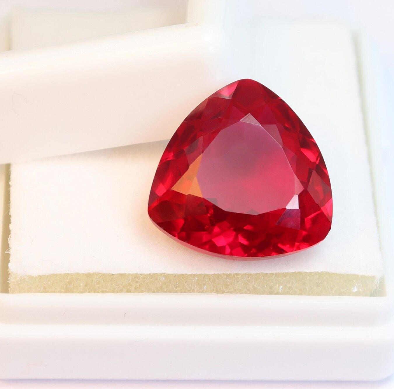 14.80 Ct Natural Trillion Red Ruby 14mm Faceted Cut Certified Loose ...