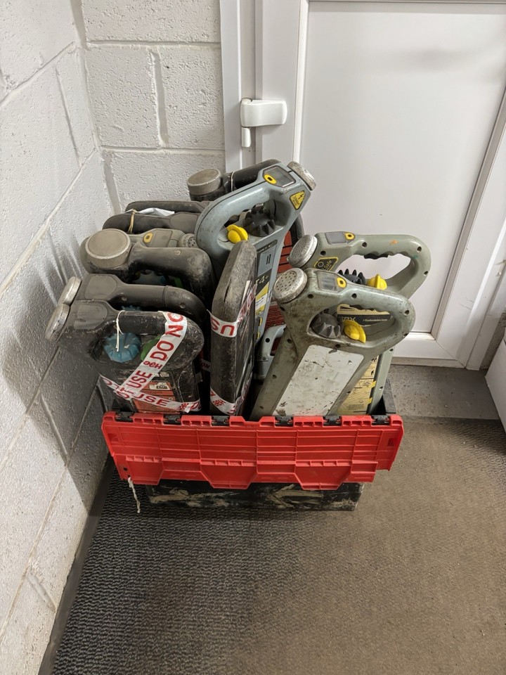 Cat and Genny Cable Avoidance Tool Detector Radiodection, Cat +, Etc ...