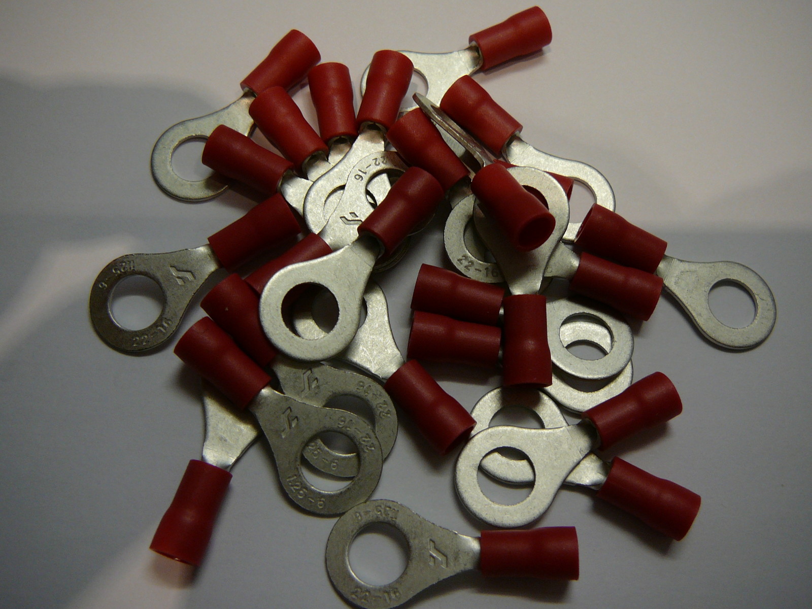 25 x 6.4mm red ring terminal crimp connector (for 6mm bolt / screw) 25 ...