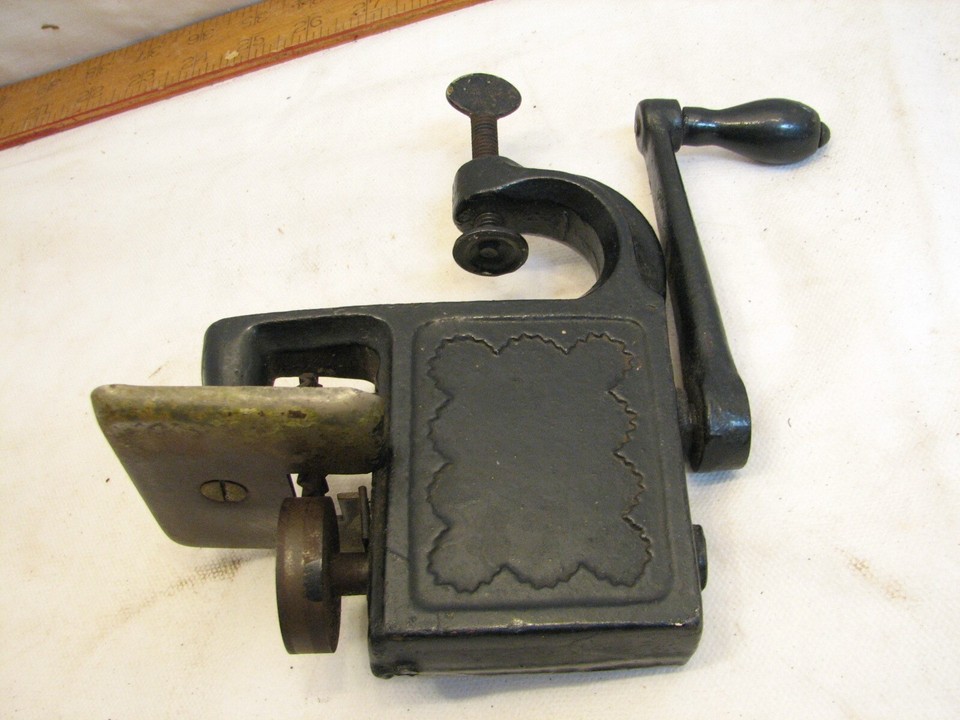 Burke Gem Pinker Pinking Machine Hand Crank Crimper Cutting Tool ...