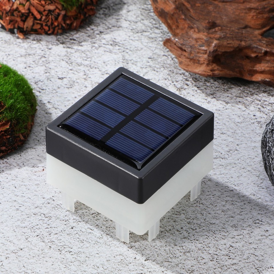 Solar Post Cap Light: Outdoor Deck Fence Post Solar Light for 2x2in ...