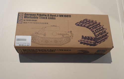 Trumpeter No. 02059 | 1:35 German PzKpfw.II Ausf.J (VK1601) Workable ...