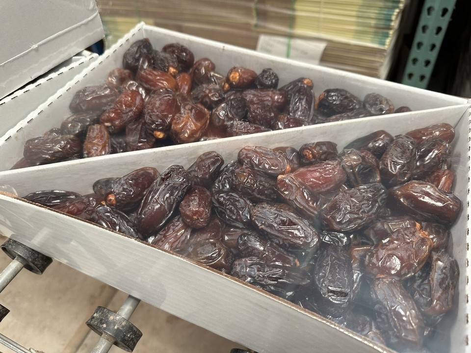 Fresh California Medjool Dates - 11 LBS Dates Box- Special-Size LARGE ...