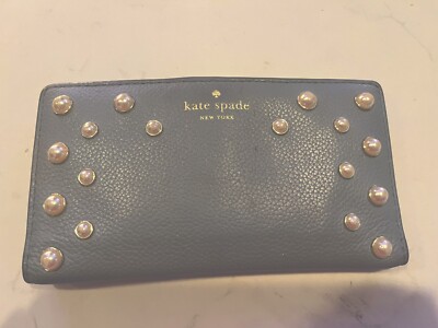 Kate Spade New York Stacy Serrano Place Pearl Wallet Cloud Cover Blue ...