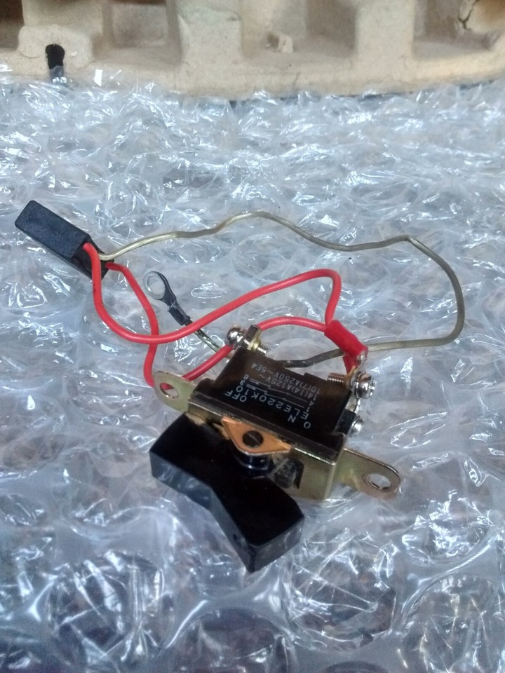 HITACHI TR12 1/2" PLUNGE ROUTER SWITCH AND SUPPRESSOR | eBay