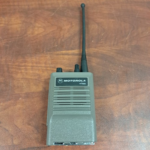 Motorola Walkie-Talkie Two Way Radio HT600 with Genuine Antenna | eBay