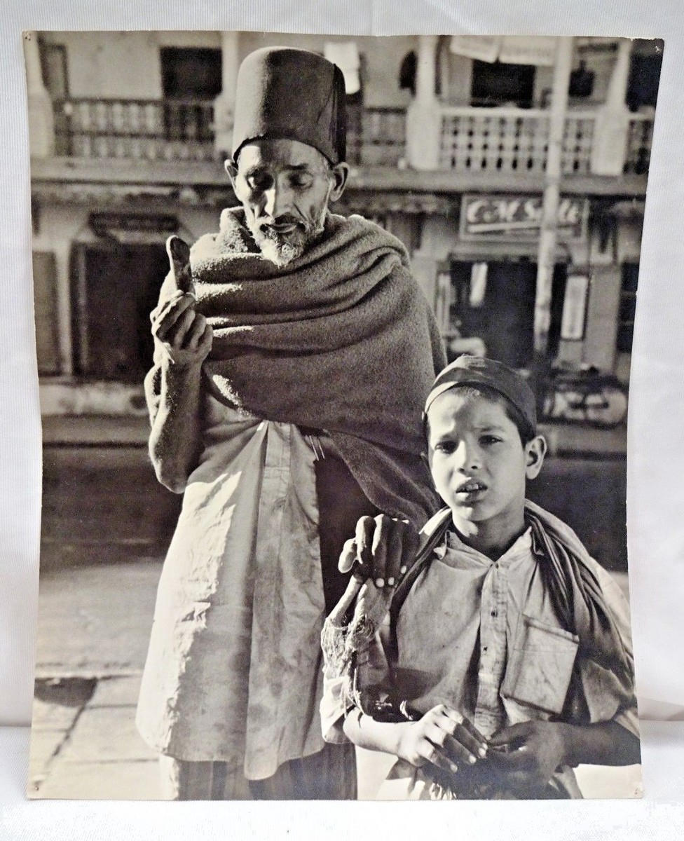 Vintage Style Clothing For Muslimah