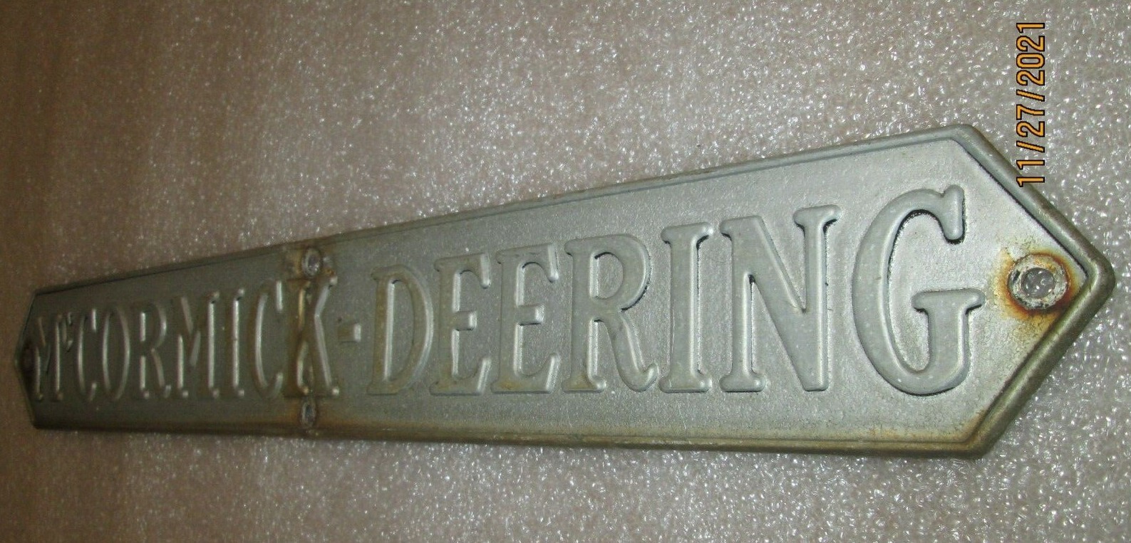 ANTIQUE VINTAGE McCORMICK-DEERING TRACTOR GRILL EMBLEM BADGE SIGN ...