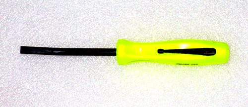 SNAP ON TOOLS PBMB5 HV HI-VIZ 5" Length Angle Tip Mini Pocket Prybar ...