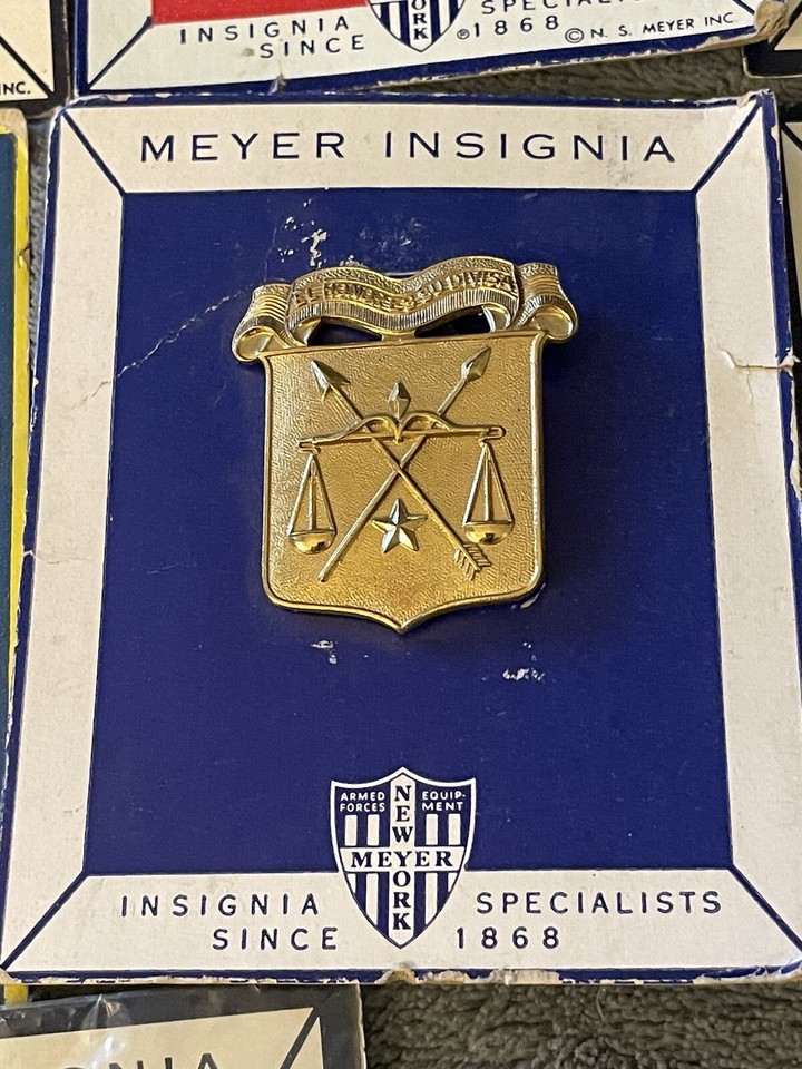 (13) NS Meyer Insignia Pins & Hat Badge Foreign Countries USA Military ...