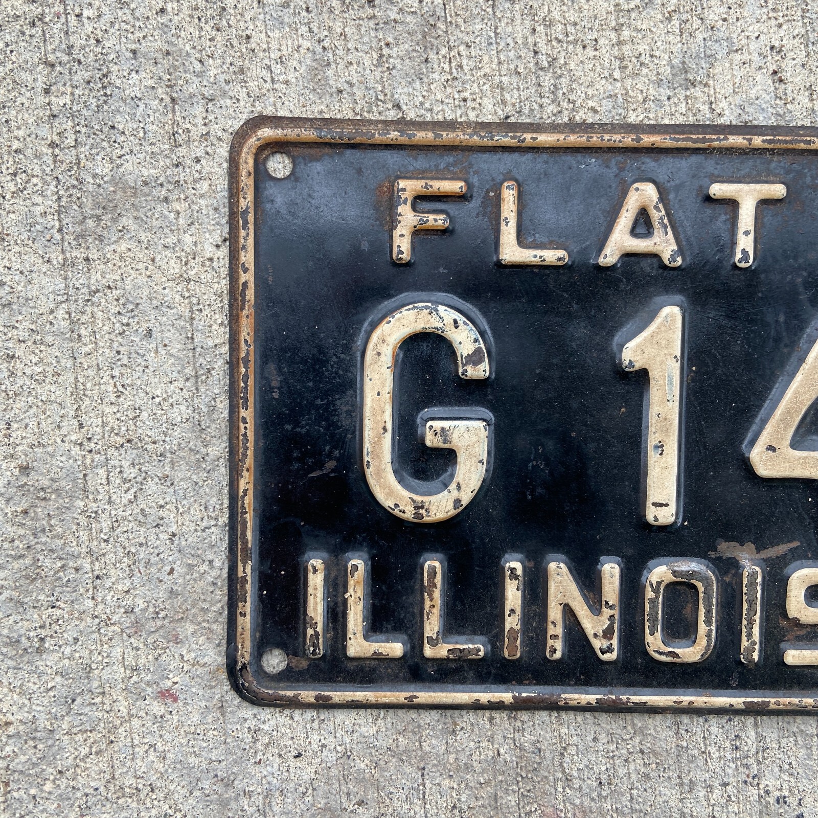 1936 Illinois Truck FLAT TAX License Plate G 1424 Garage Auto 20000 lbs ...