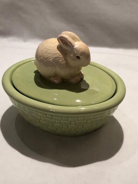Hallmark Bunny Rabbit Ceramic Covered Candy Lidded Bowl Easter Basket ...