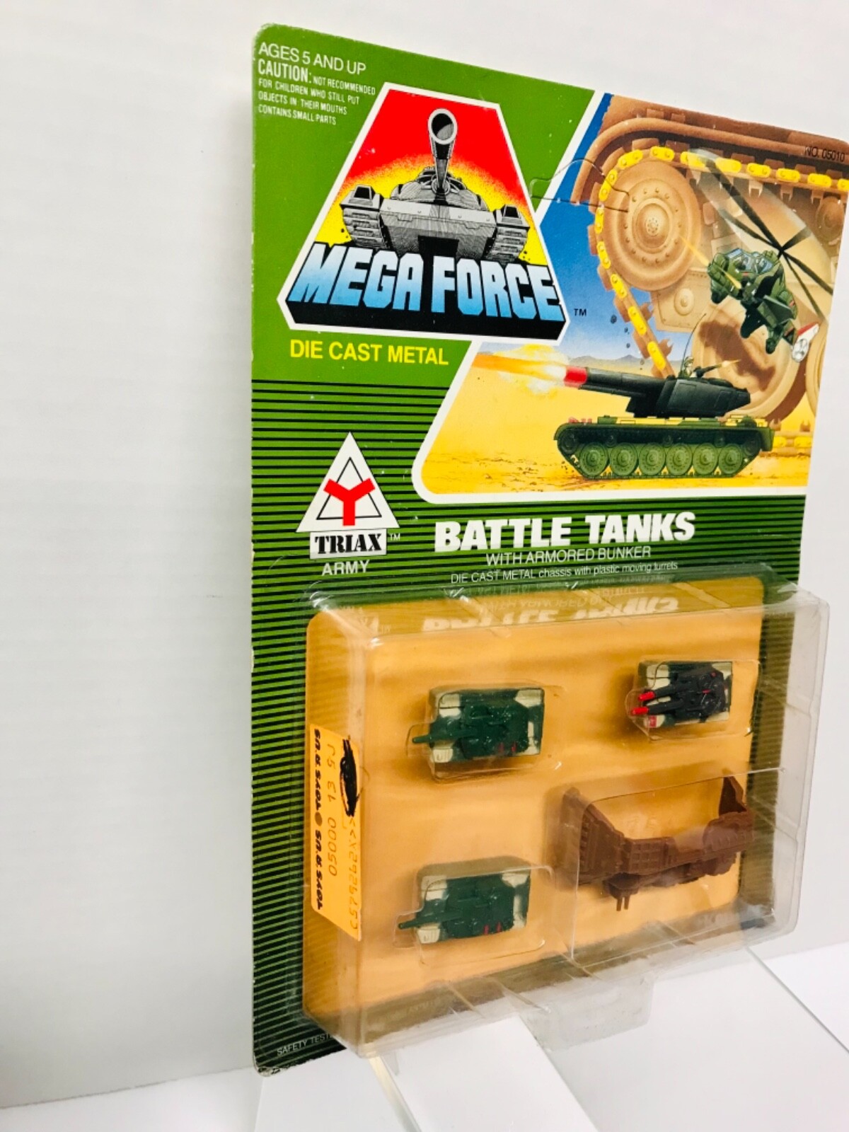 MEGA FORCE / TRIAX BATTLE TANKS WITH ARMORED BUNKER / 1989 / MOSC ...
