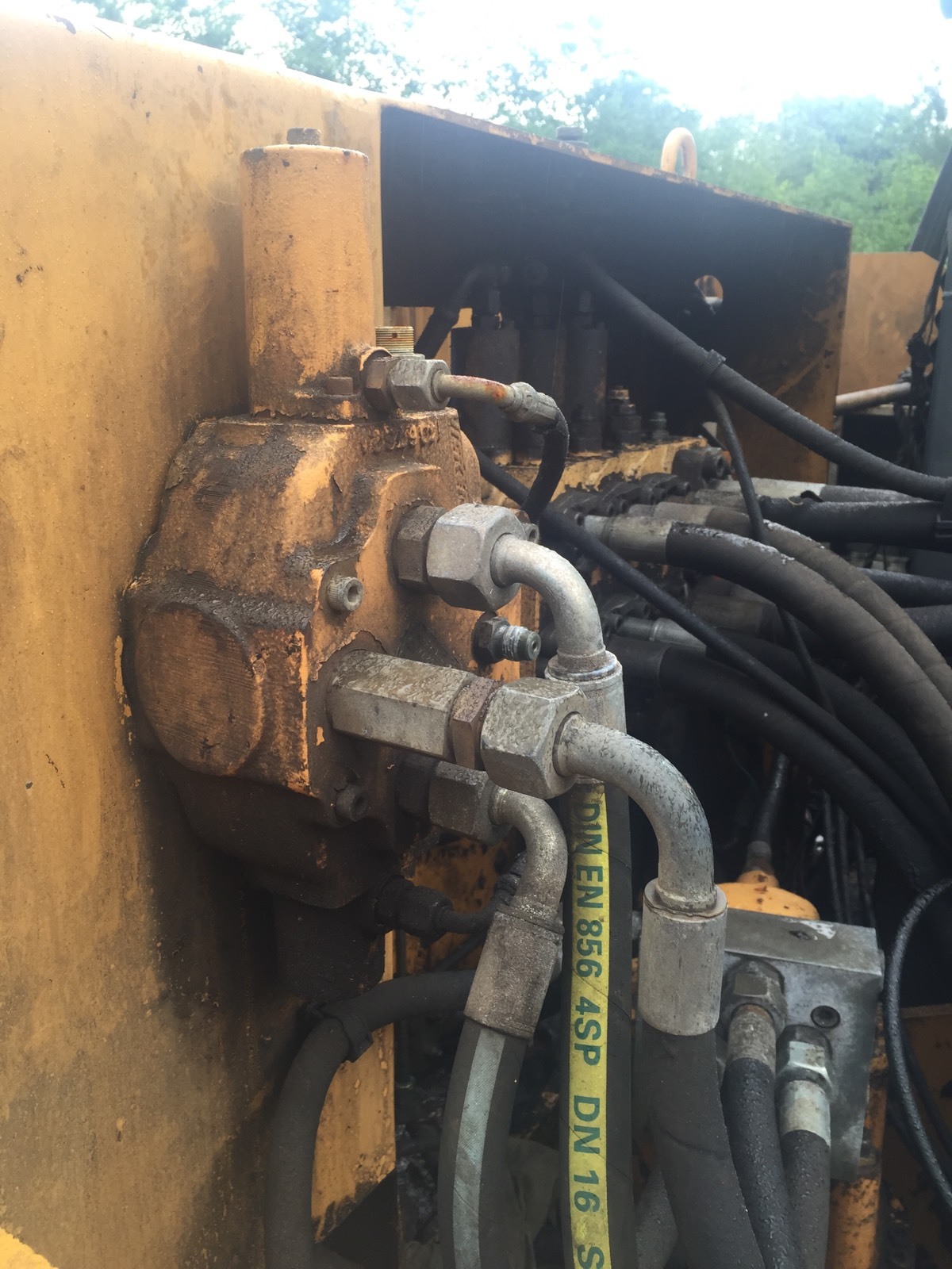 CASE Poclain 1188 Excavator Digger Scrap Handler Dismantling !!slew ...