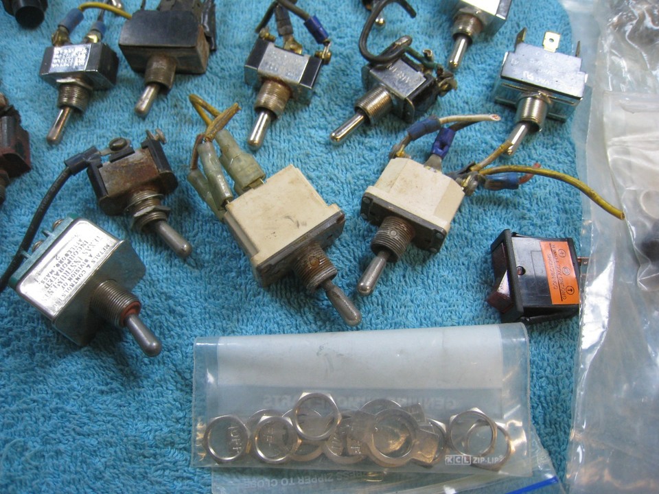 Bulk Lot of 20 NOS and Used ON/OFF Toggle Switches & Related Parts Dash ...