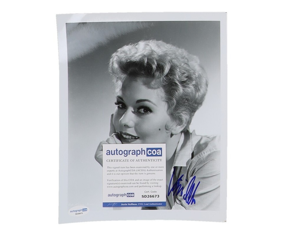 Kim Novak (Rare) Autographed 8x10 Photo...AutographCOA Authenticated ...